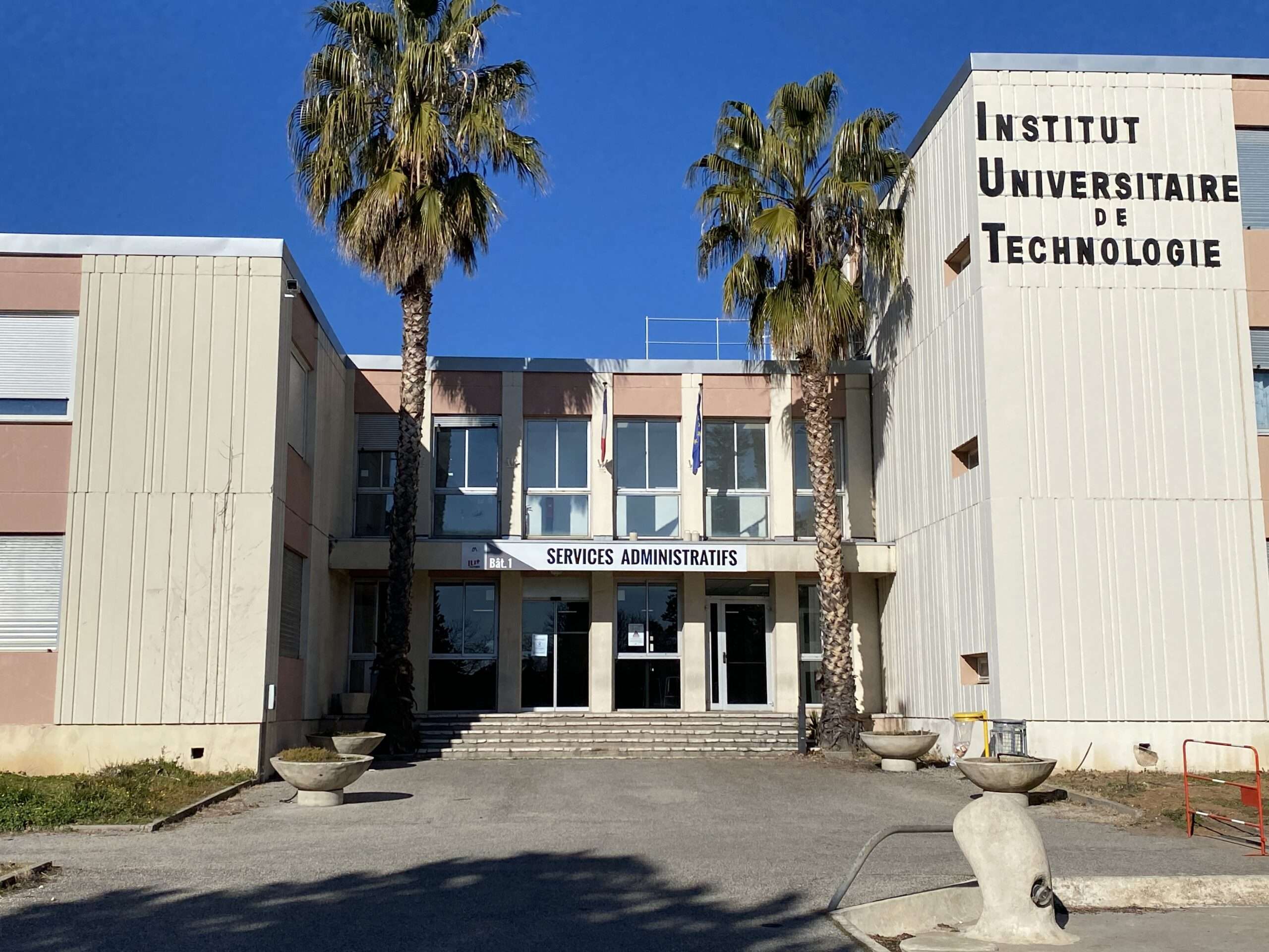 Discover our campus in video - IUT de Nîmes